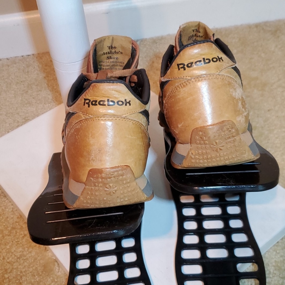 Reebok Tan & Brown Classic Leatherhead Sneakers - Gem